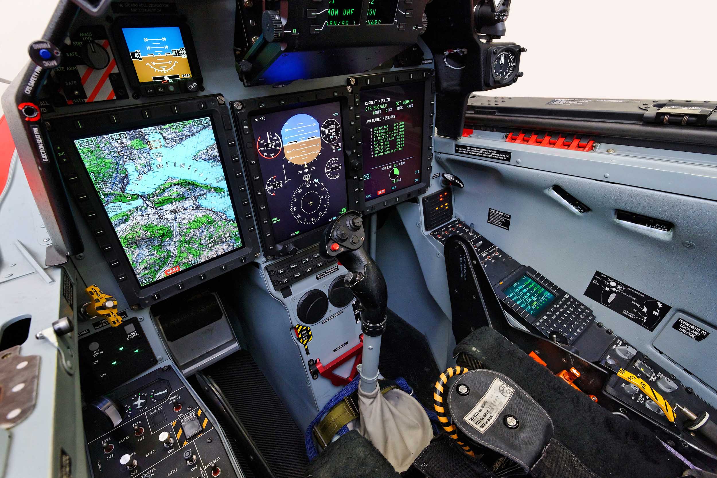 PC-21-Cockpit – Aviation Central